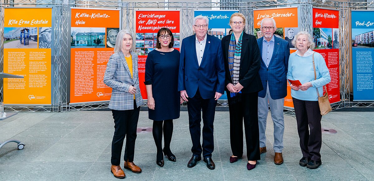 Ausstellung „Einrichtungen der AWO“ eröffnet | Awo